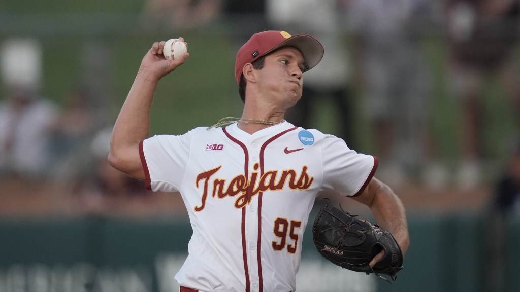 USC baseball’s red-hot offense goes cold in loss to North Carolina