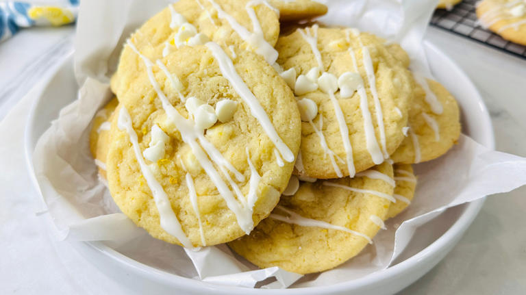 Lemon white chocolate chip cookies recipe