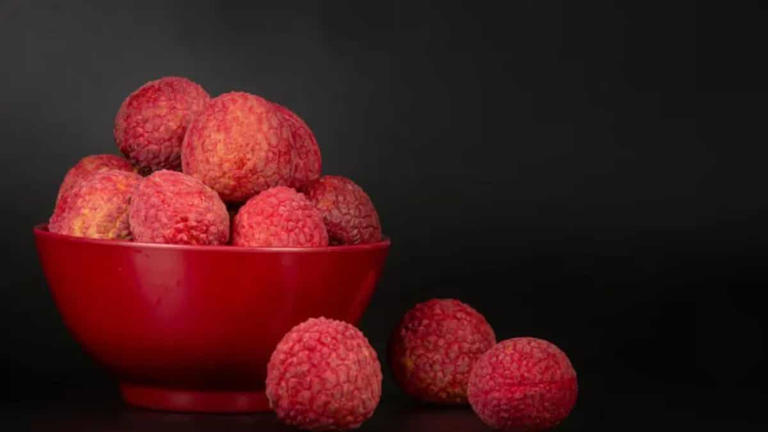 Know your litchis: Famous Indian varieties to enjoy this summer