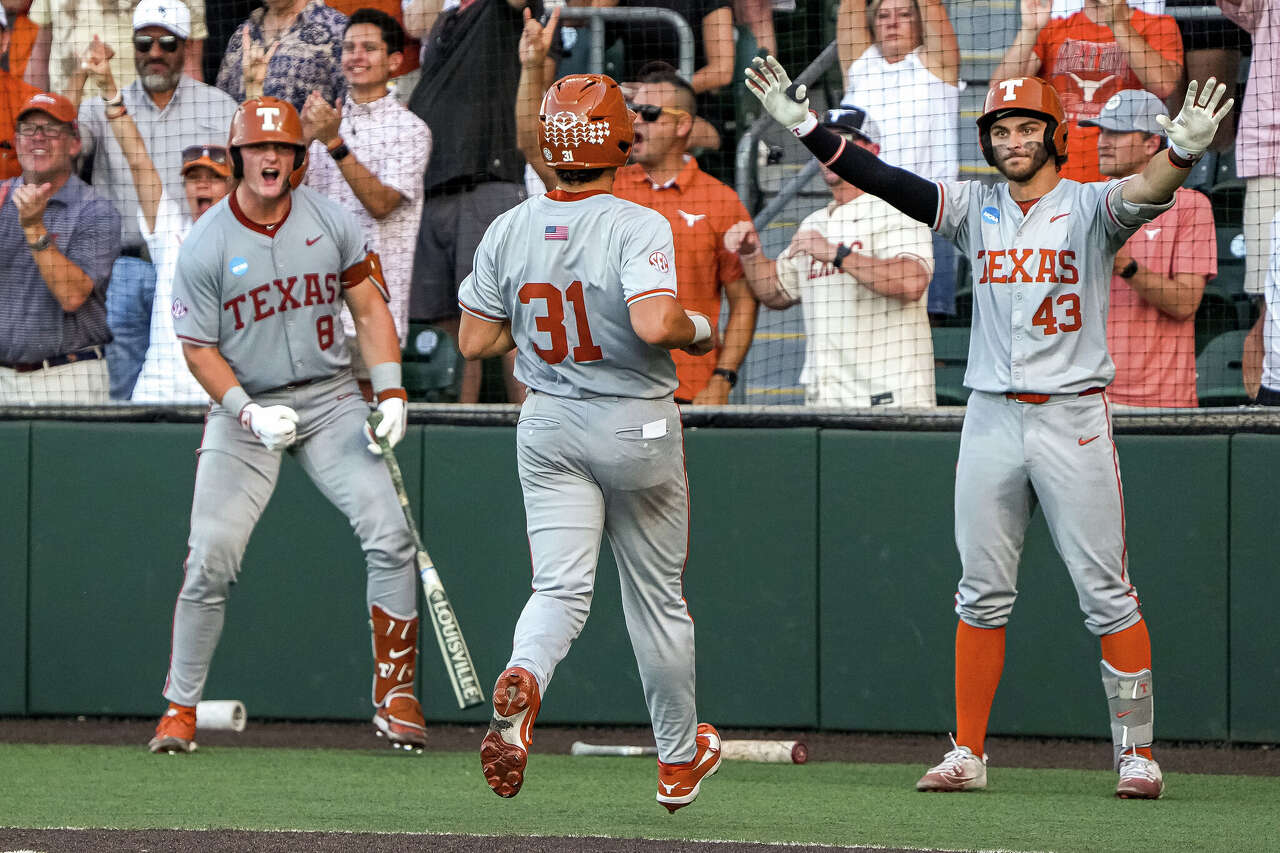 Texas vs Oregon baseball: Live updates, how to watch super regional ...