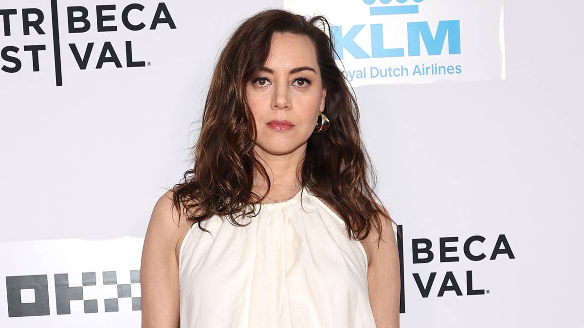 Aubrey Plaza jokes about recruiting Susan Sarandon and others to ...
