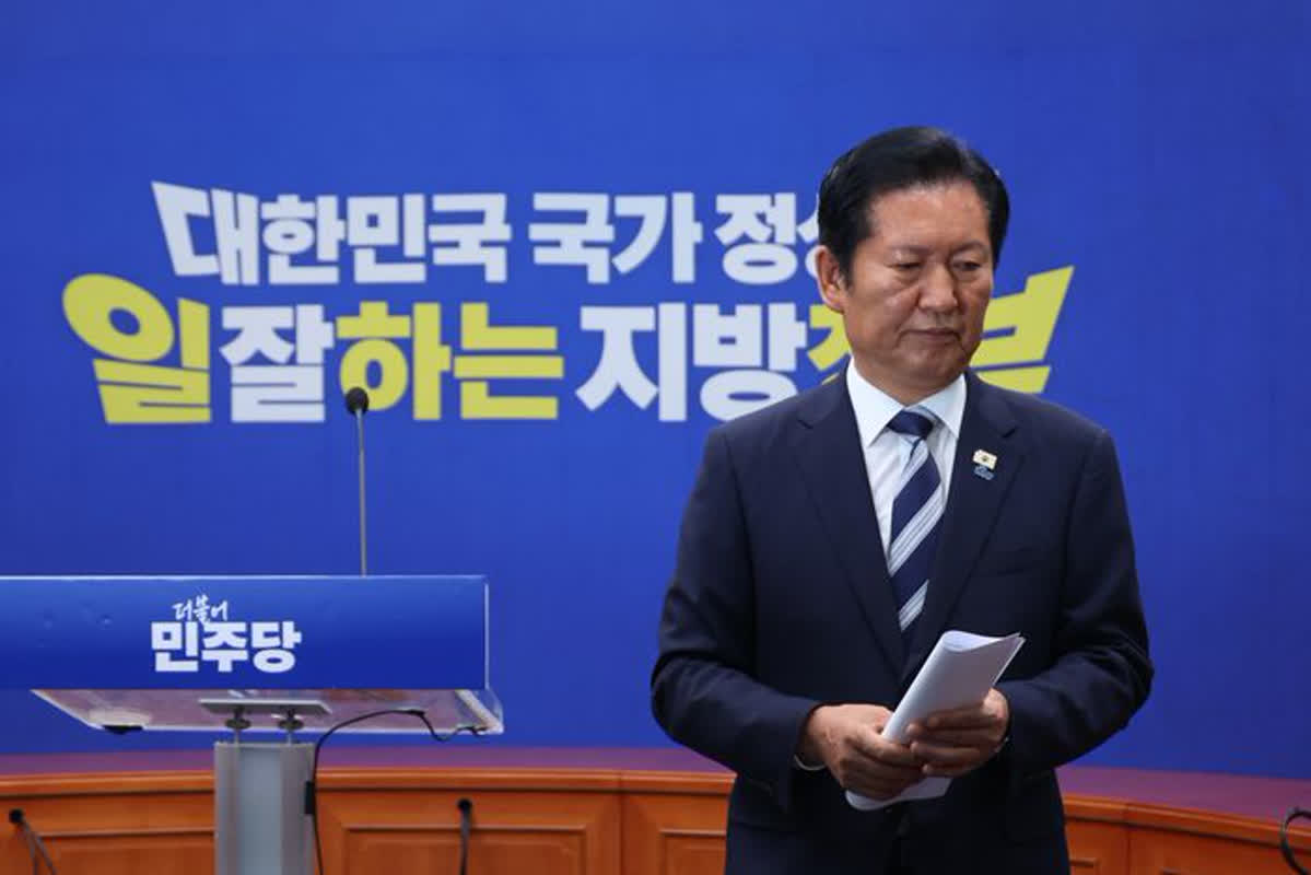 견제 세력 없는 권력, 반드시 부패한다 [기자수첩-정치]