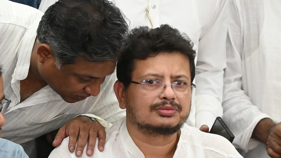 Mamata Banerjee to challenge rebel LoP appointment in court