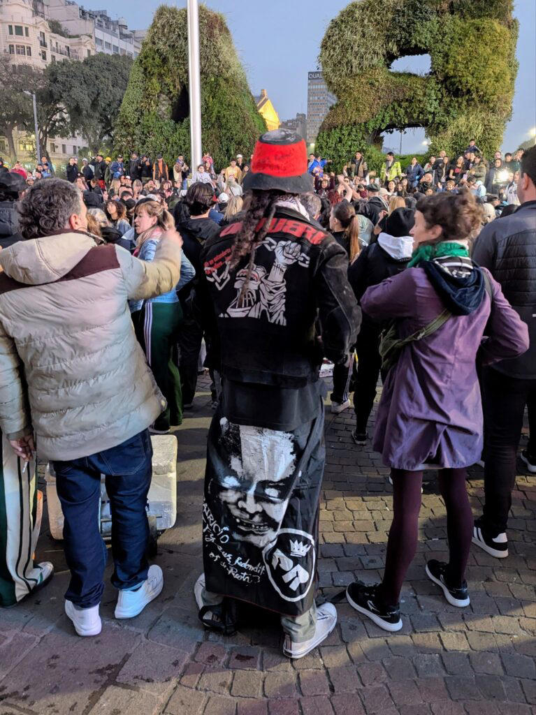 Misa ricotera en el Obelisco: miles de fanáticos despiden al Indio ...