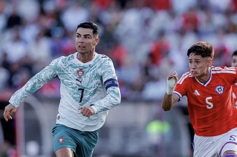 Bồ Đào Nha 2-1 Chile: Hai thẻ đỏ và 3 bàn thắng, rượt đuổi ngoạn mục