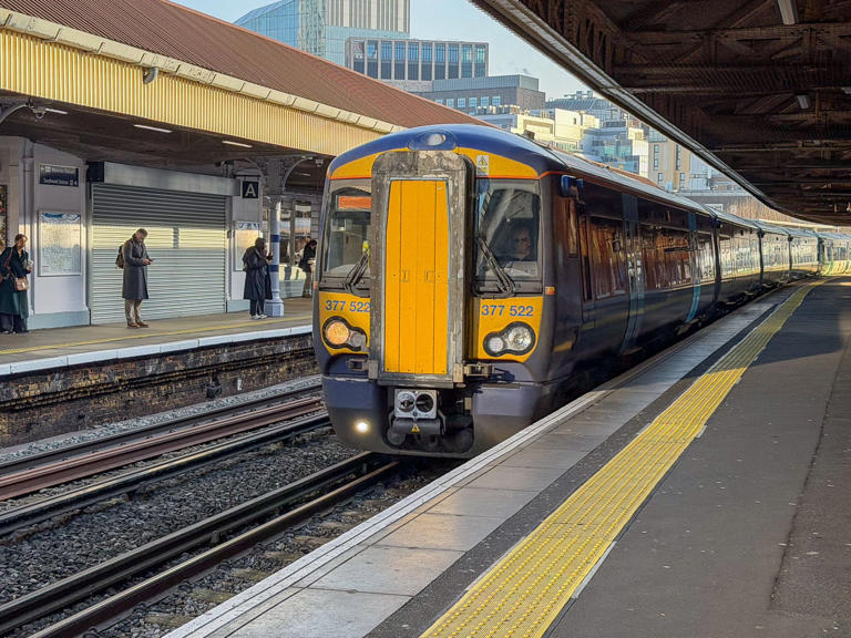 London’s Charing Cross to close next month ahead of £20,000,000 upgrade