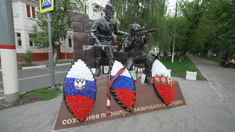 Ukraine’s deadly strikes are bringing the war home to Russians, and ...