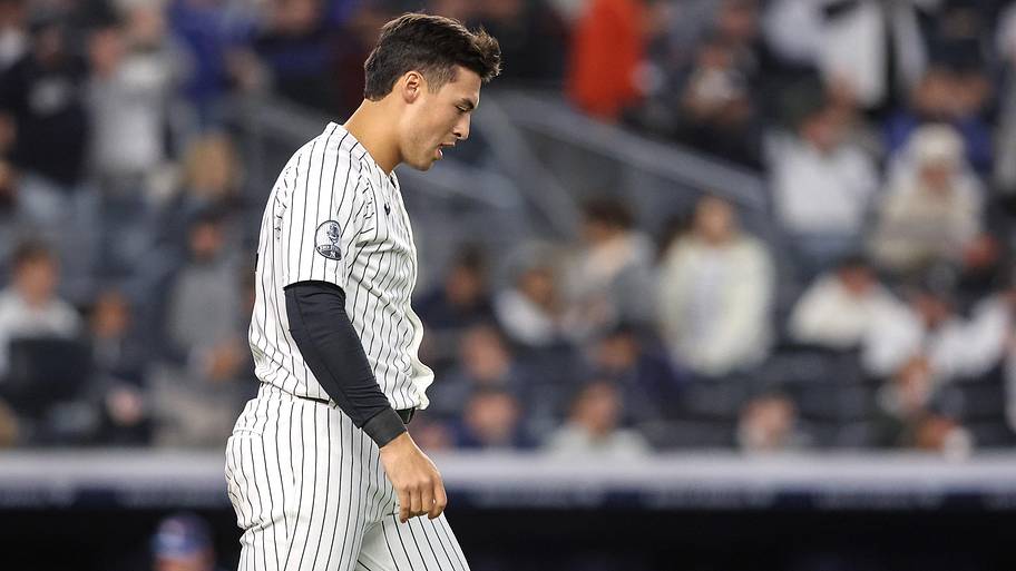 It took almost no time for Yankees fans to rage against Anthony Volpe ...