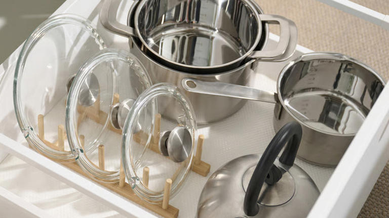 'Everyone needs one': The $6 IKEA find shoppers swear by for taming pot ...
