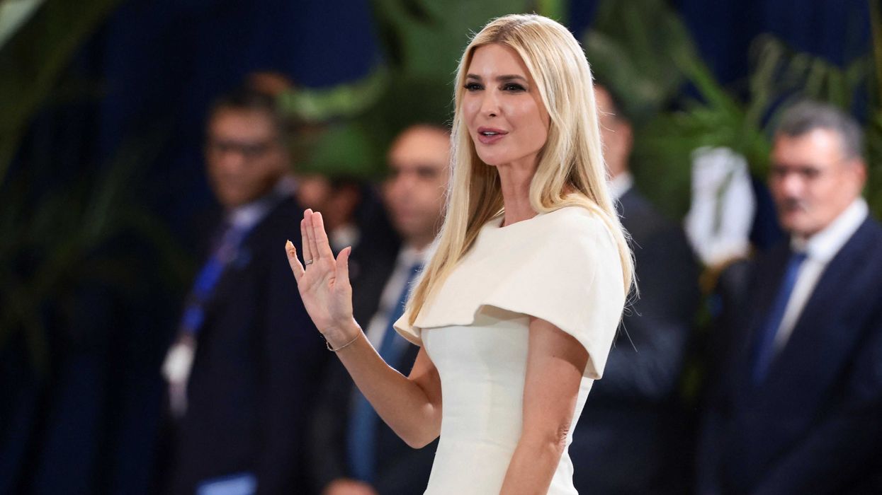 Ex-GOP operative brutally mocks glaring hole in Ivanka's island story
