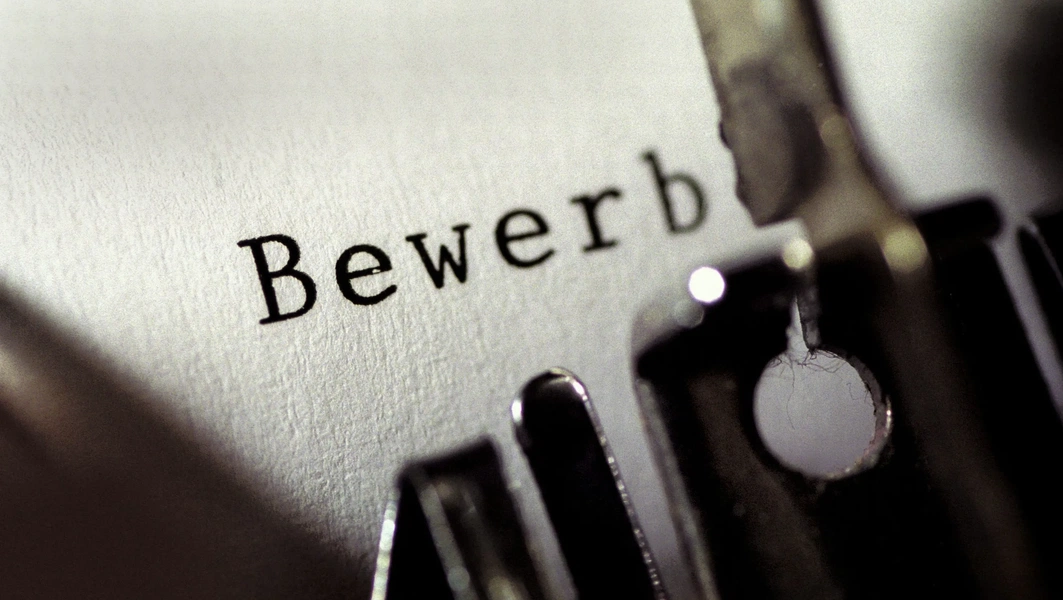 Mastering AI cover letters without losing yourself