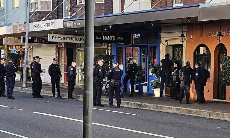 Police swarm to Bondi: Road closed and man is rushed to hospital as a ...