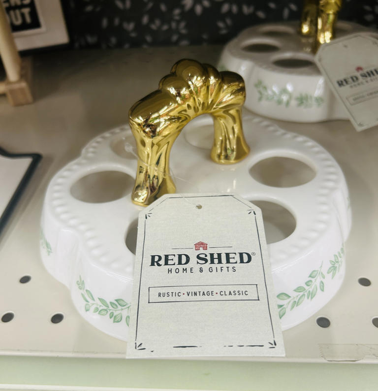 Tractor Supply has secret farmhouse decor under $20? Country chic on a ...