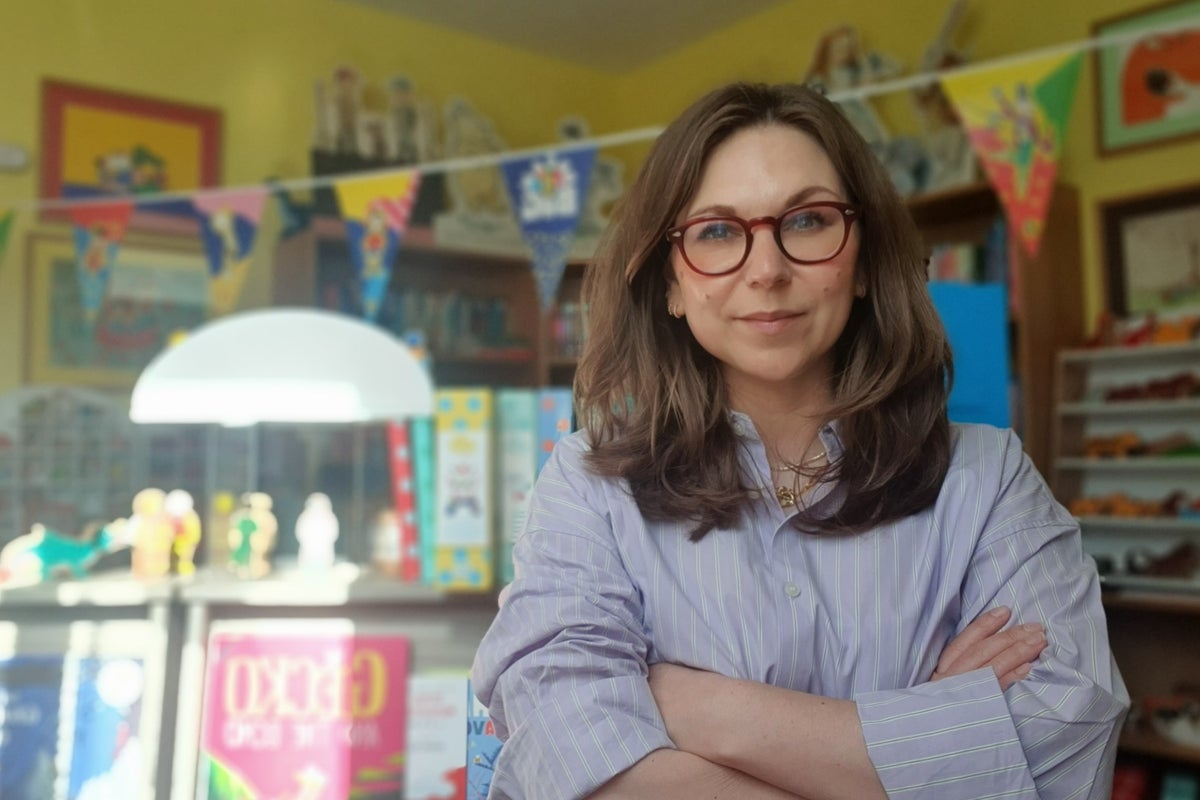 What the woman in the bookshop really thinks of you