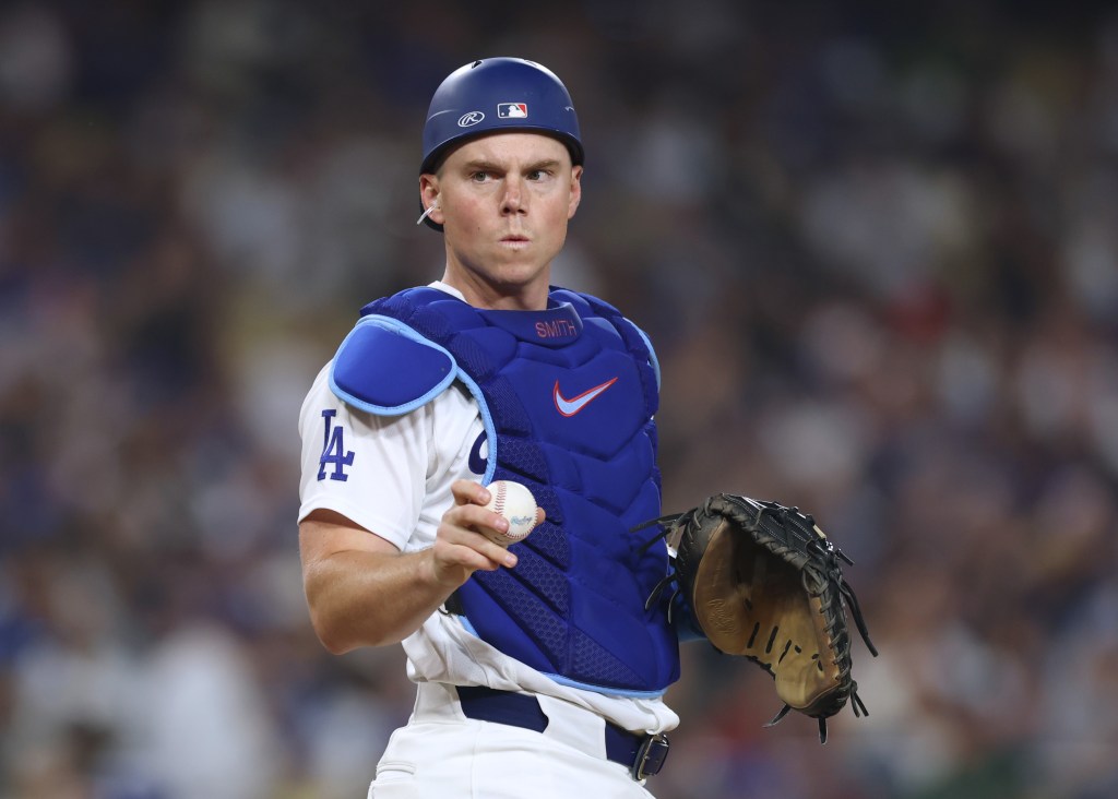 Will Smith scratched from Dodgers’ lineup with stiff neck
