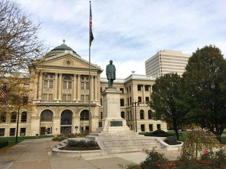 Many victims at shooting at street festival in Toledo, Ohio: Authorities