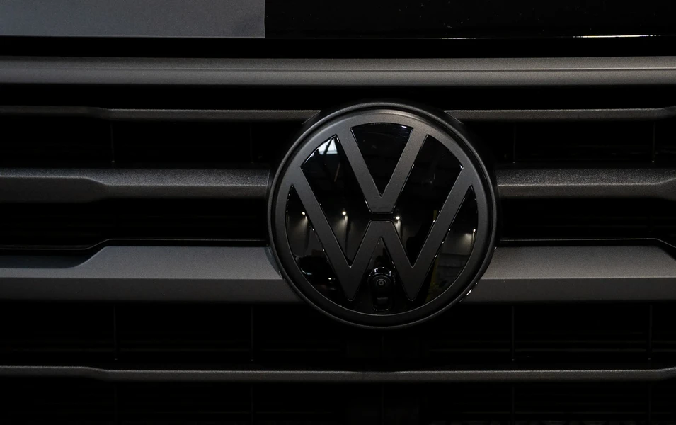 Volkswagen and Walkinshaw unveil on-road focused Amarok W600