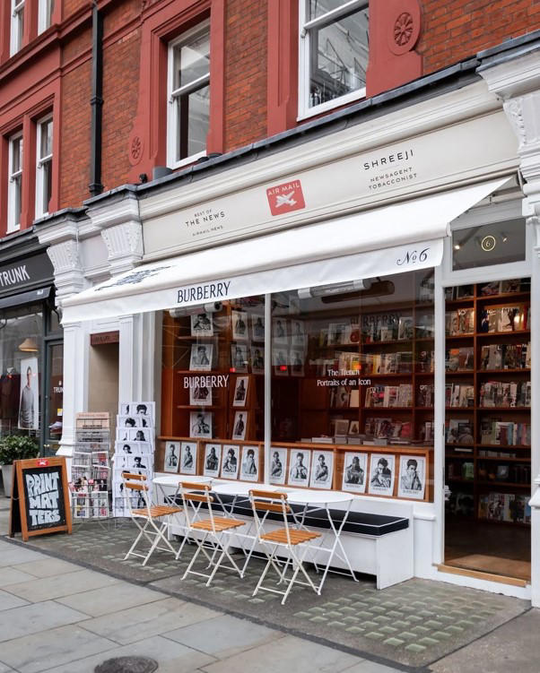 Burberry ubah kios koran London jadi pop-up mewah