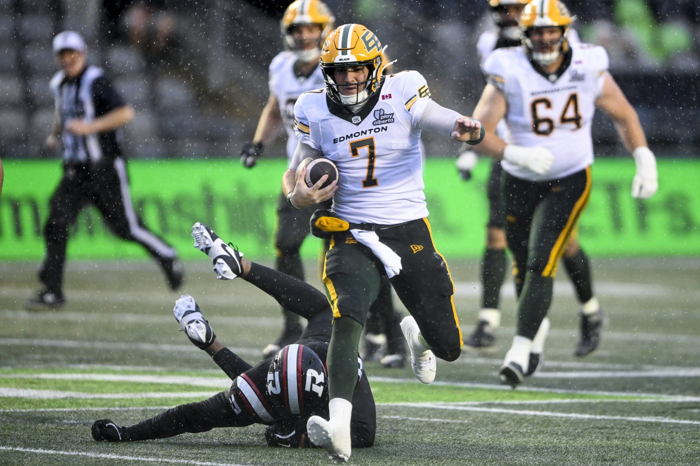 Fajardo directs Elks to 29-21 season-opening win over Redblacks