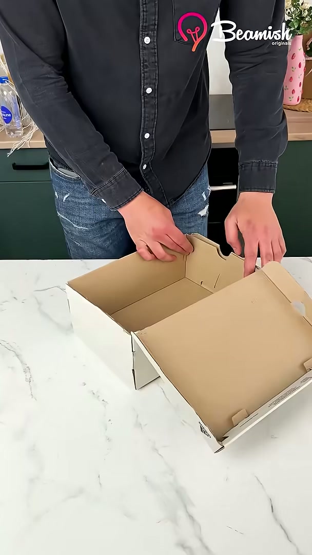 Smart idea to reuse cardboard boxes #clever #cardboard #boxes #trick