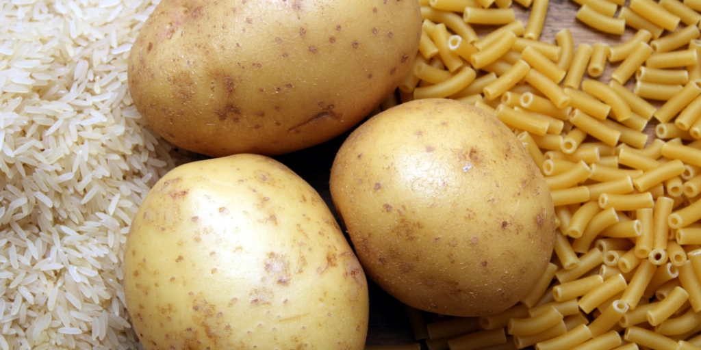 Vad är egentligen nyttigast av pasta, ris och potatis?