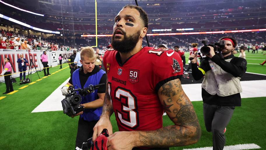 Another Buccaneers Player is Distraught Mike Evans Joined the 49ers
