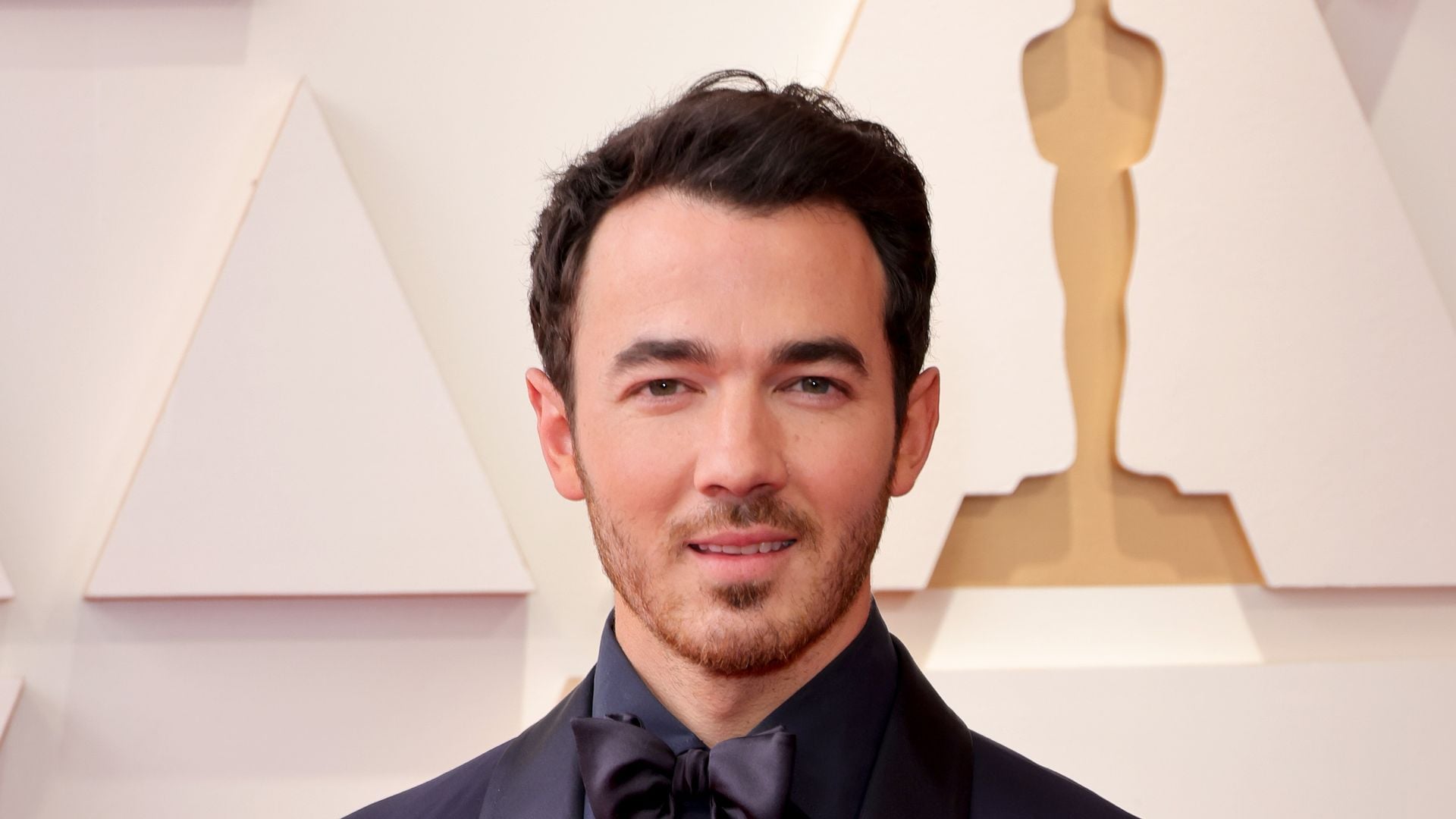 Kevin Jonas verrät seine überraschende Schlafzimmer-Playlist