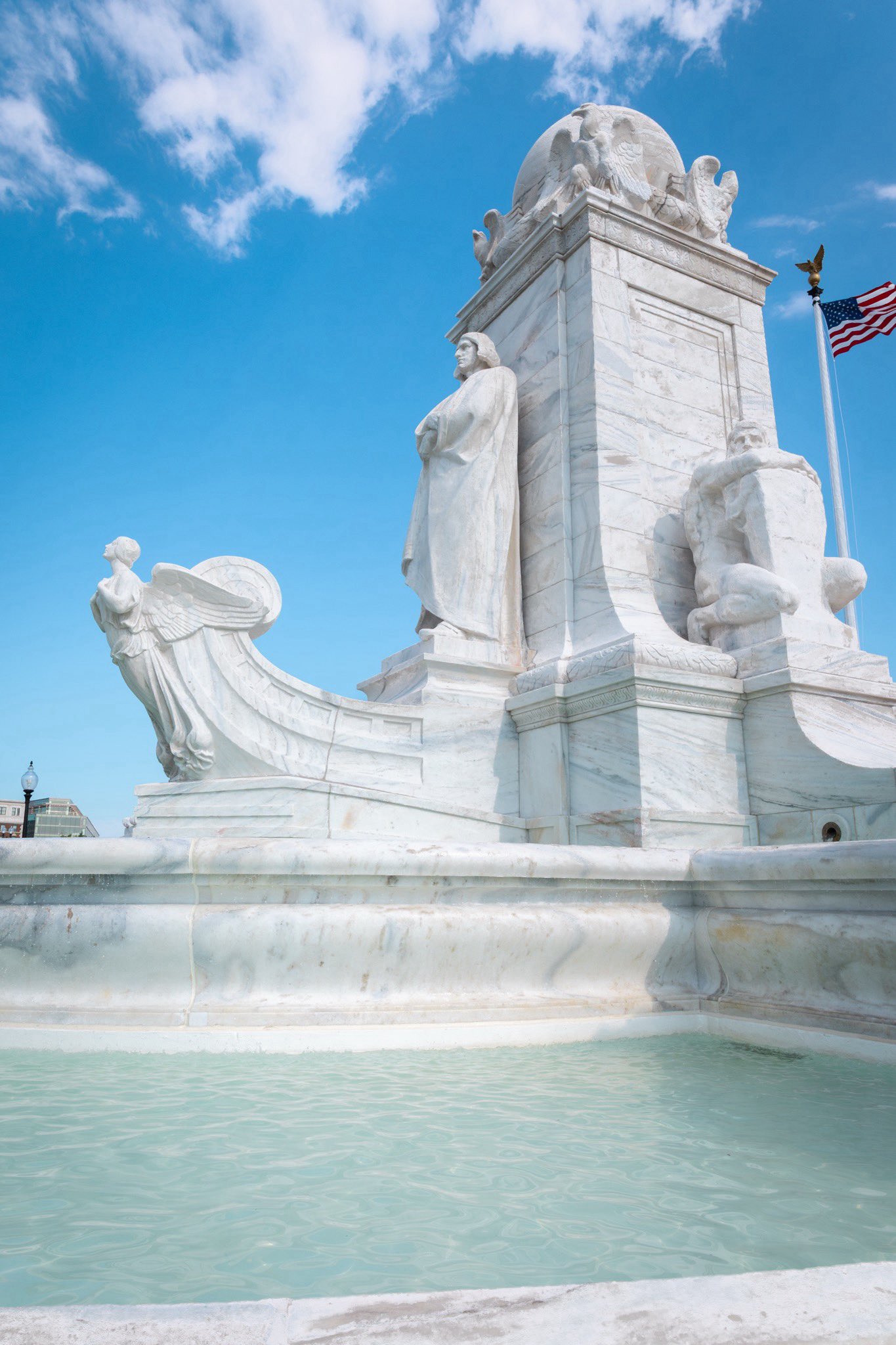 Trump’s fountain and reflecting pool beautification shows Democratic ...