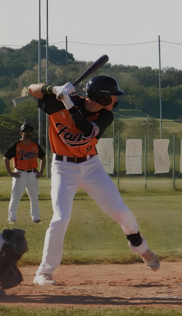 Baseball Fano, giovani in vetrina. In azzurro i baby Busca e Stagioni