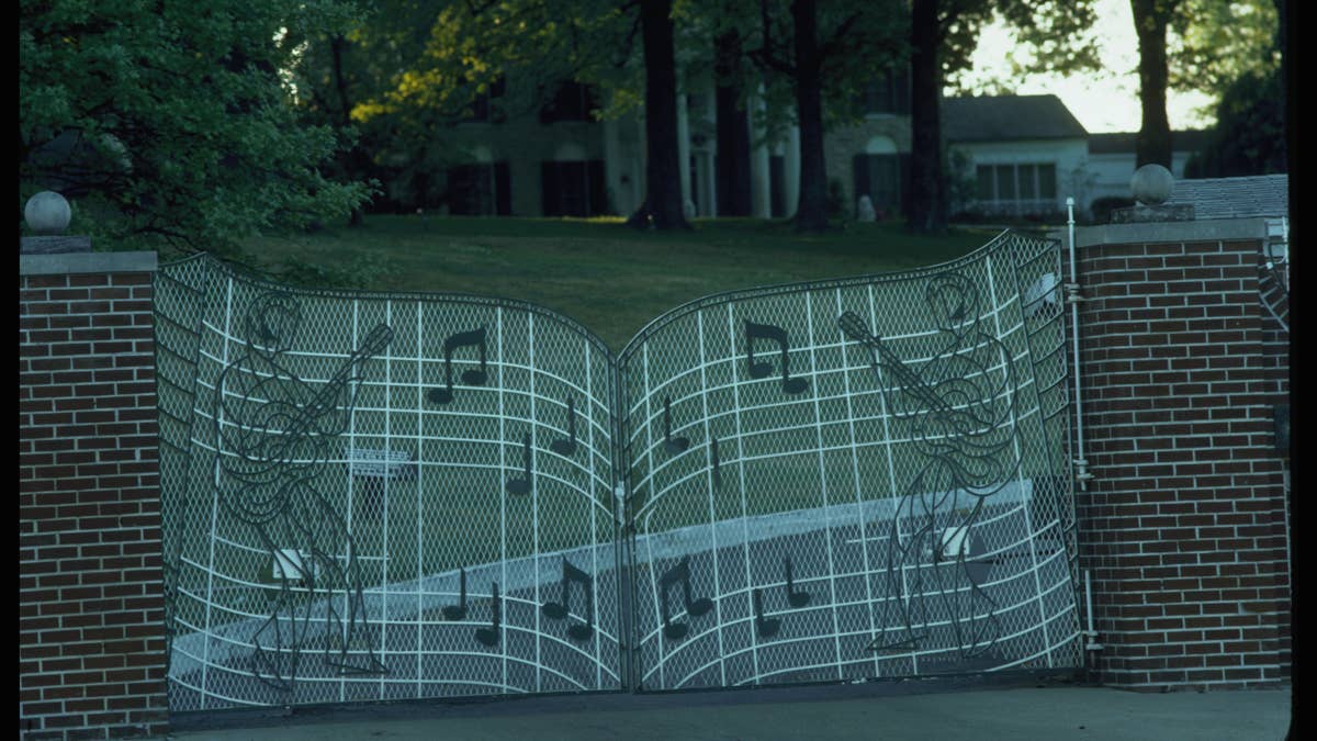 How a $5 ticket to Graceland revolutionized music history and tourism