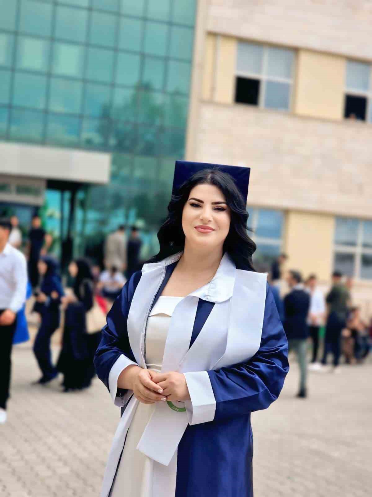 Açık lise mezuniyetinden üniversite birinciliğine: Emine Güneş’in azim ...