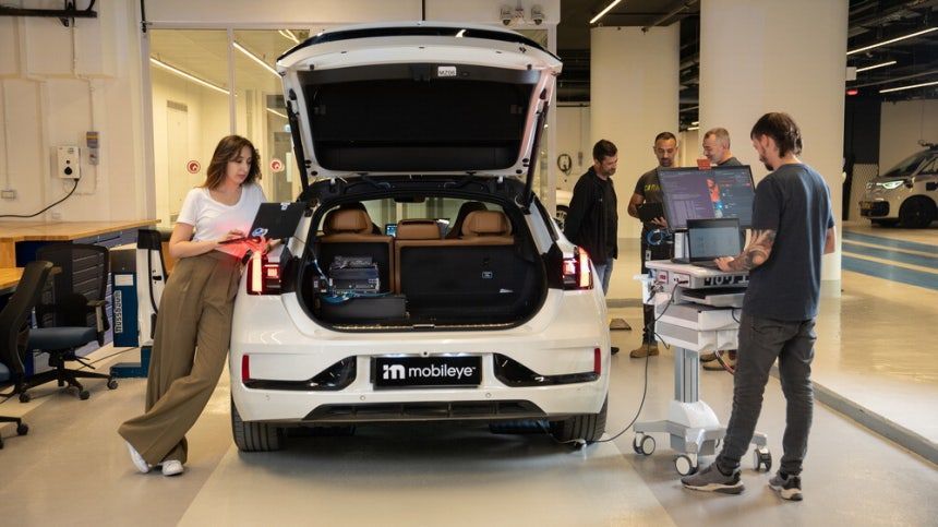 Tesla ditched LiDAR. Mobileye is doubling down on it