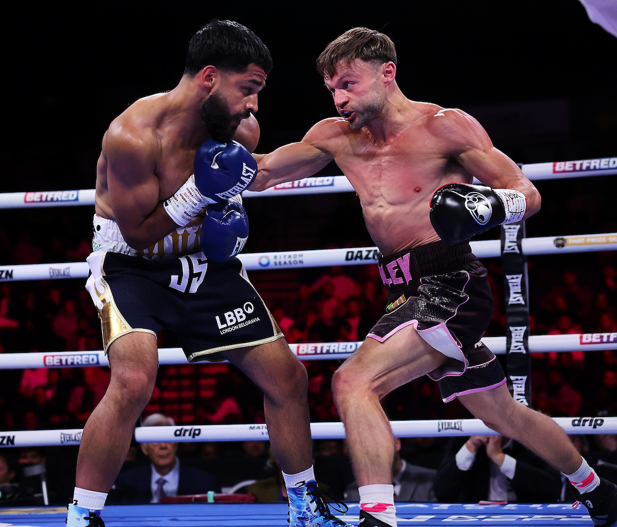Josh Padley survives to stay European ruler
