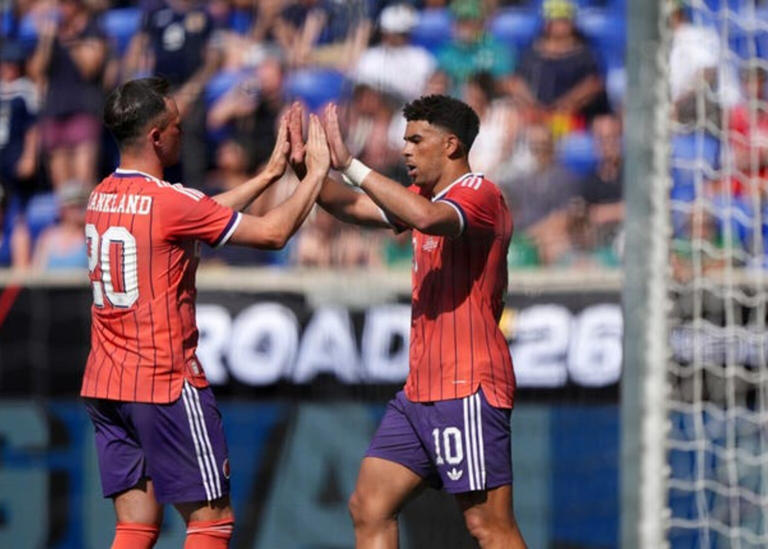 Che Adams welcomes Scotland’s World Cup confidence boost ahead of opener