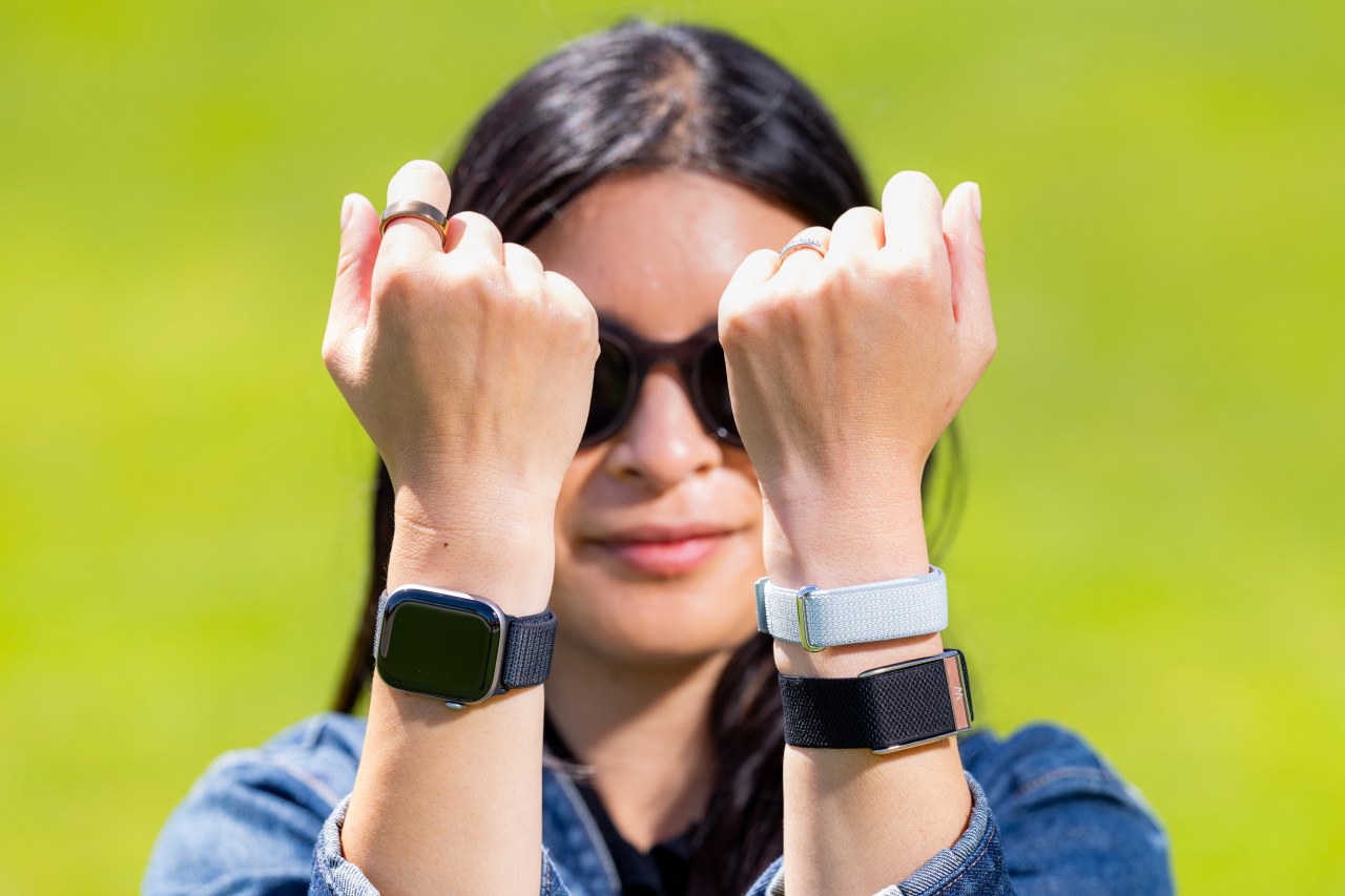 The wearable showdown: Oura Ring 5 vs. Fitbit Air vs. Whoop MG vs ...