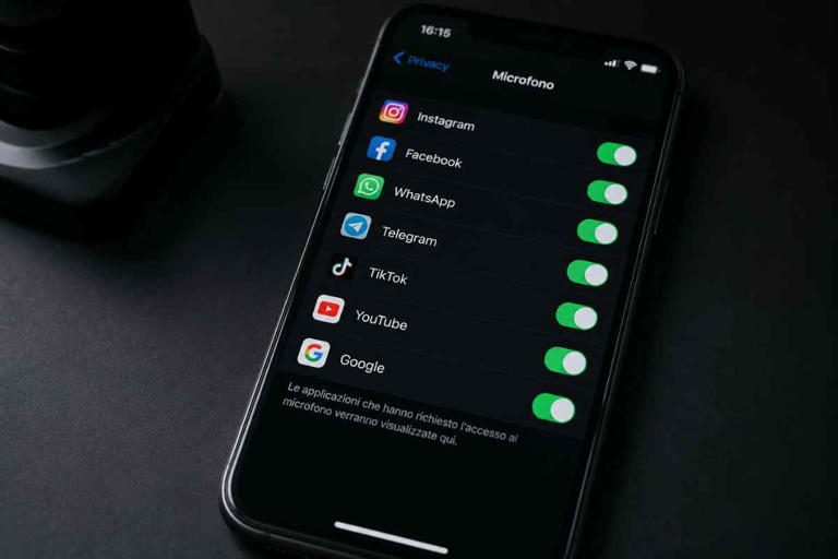 Sette app registrano silenziosamente l'audio in background sul tuo ...