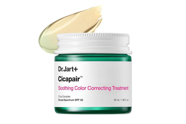 A Ritz-Carlton facialist told me to use this light-as-air skin tint ...