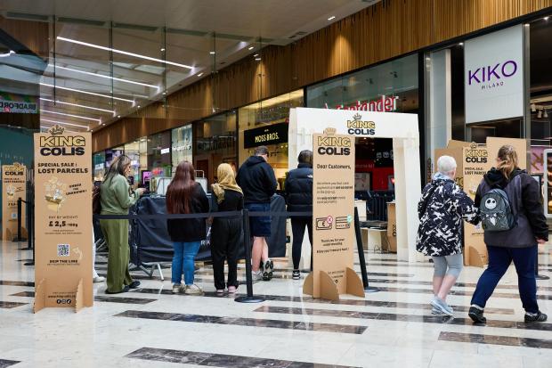 Shoppers experience 'magic' of undelivered parcel treasure hunt in Bradford