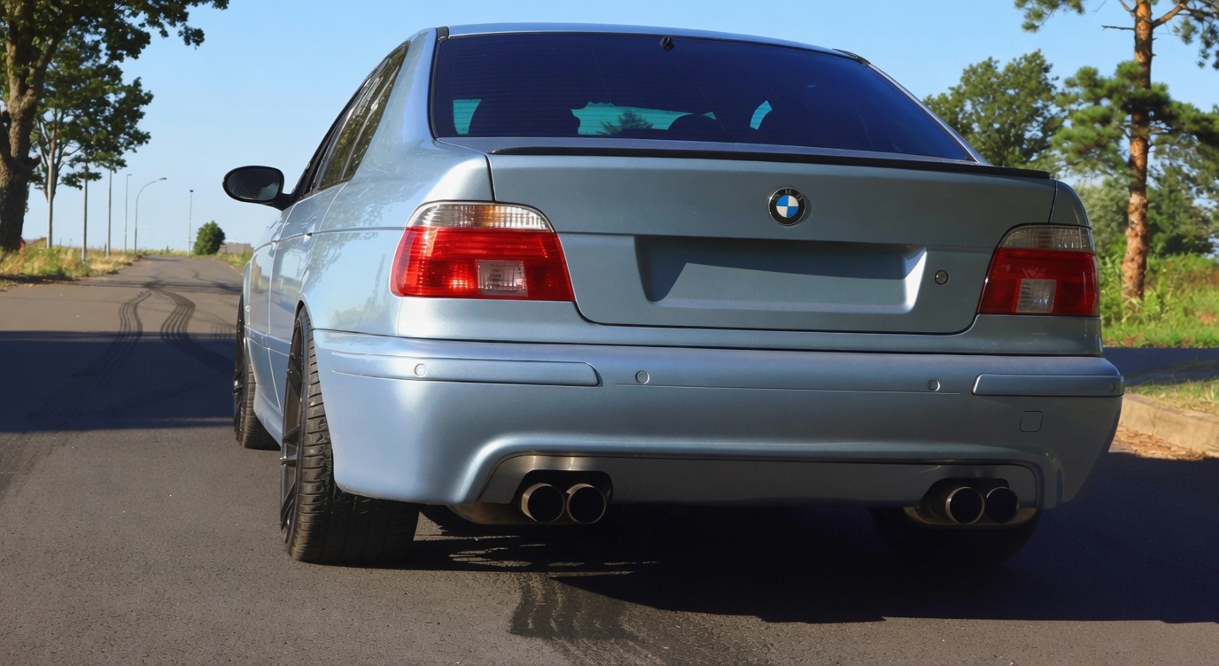 Which BMW M car delivers the better experience?