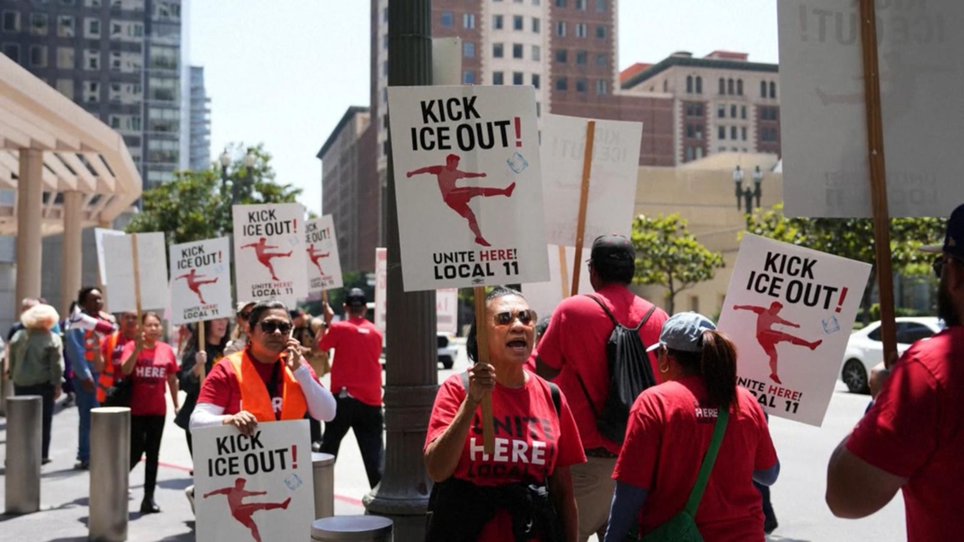 SoFi Stadium workers authorize strike ahead of FIFA World Cup