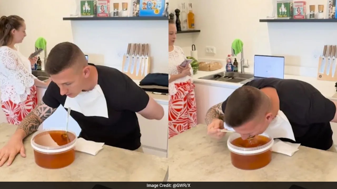 German man sets world record for eating over 1 kg of honey in one minute