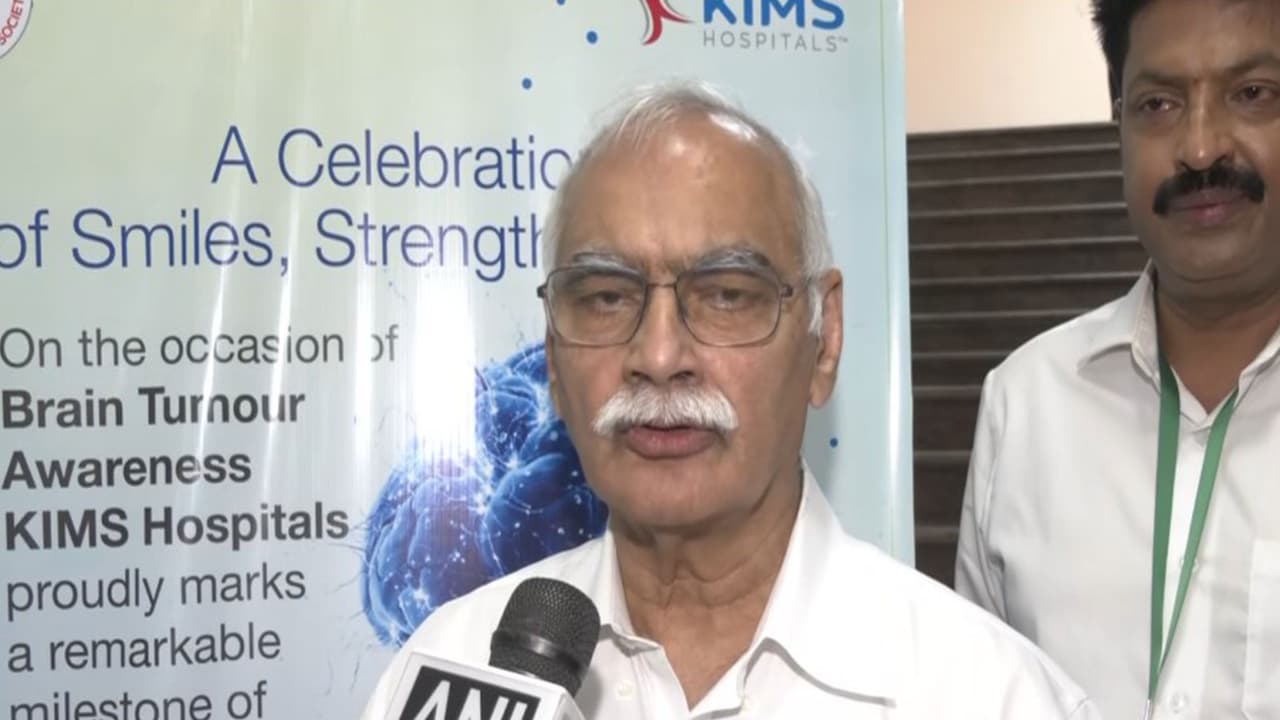 KIMS Secunderabad unveils robotic microscope after 10k brain surgeries