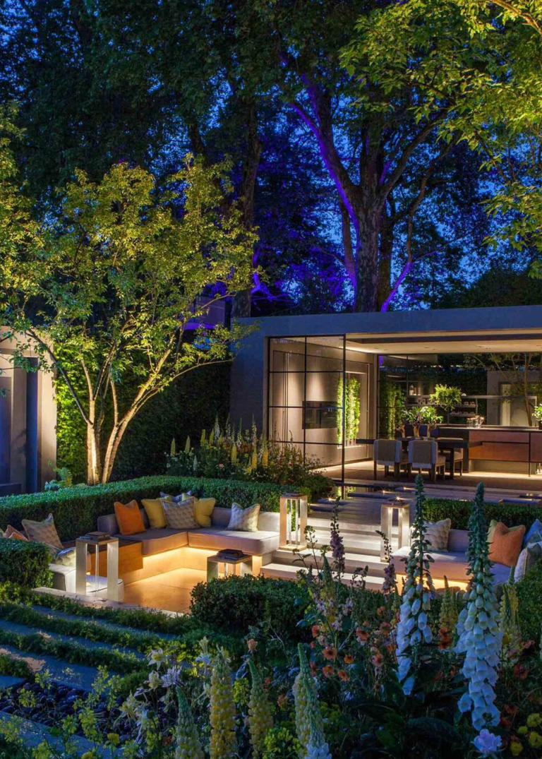 3 outdoor lighting choices that make your garden feel tacky and cheap