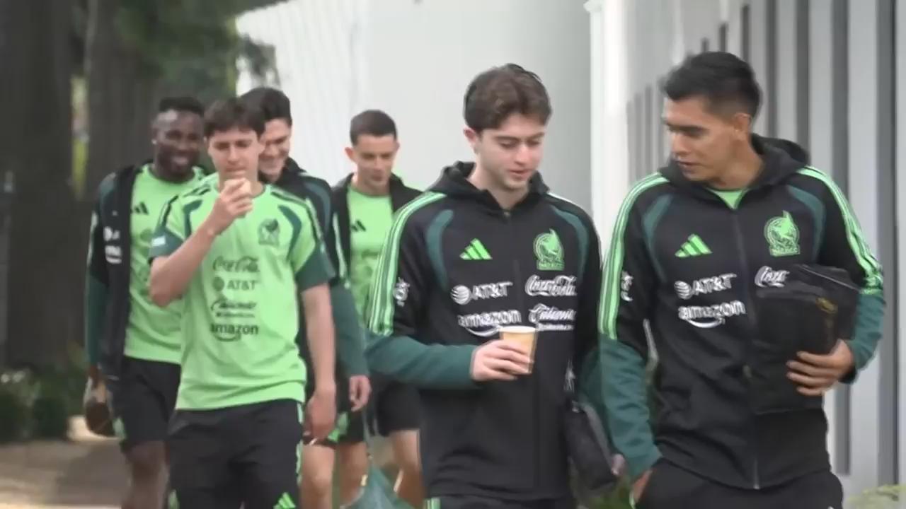 Mexico squad assemble at team base ahead of World Cup