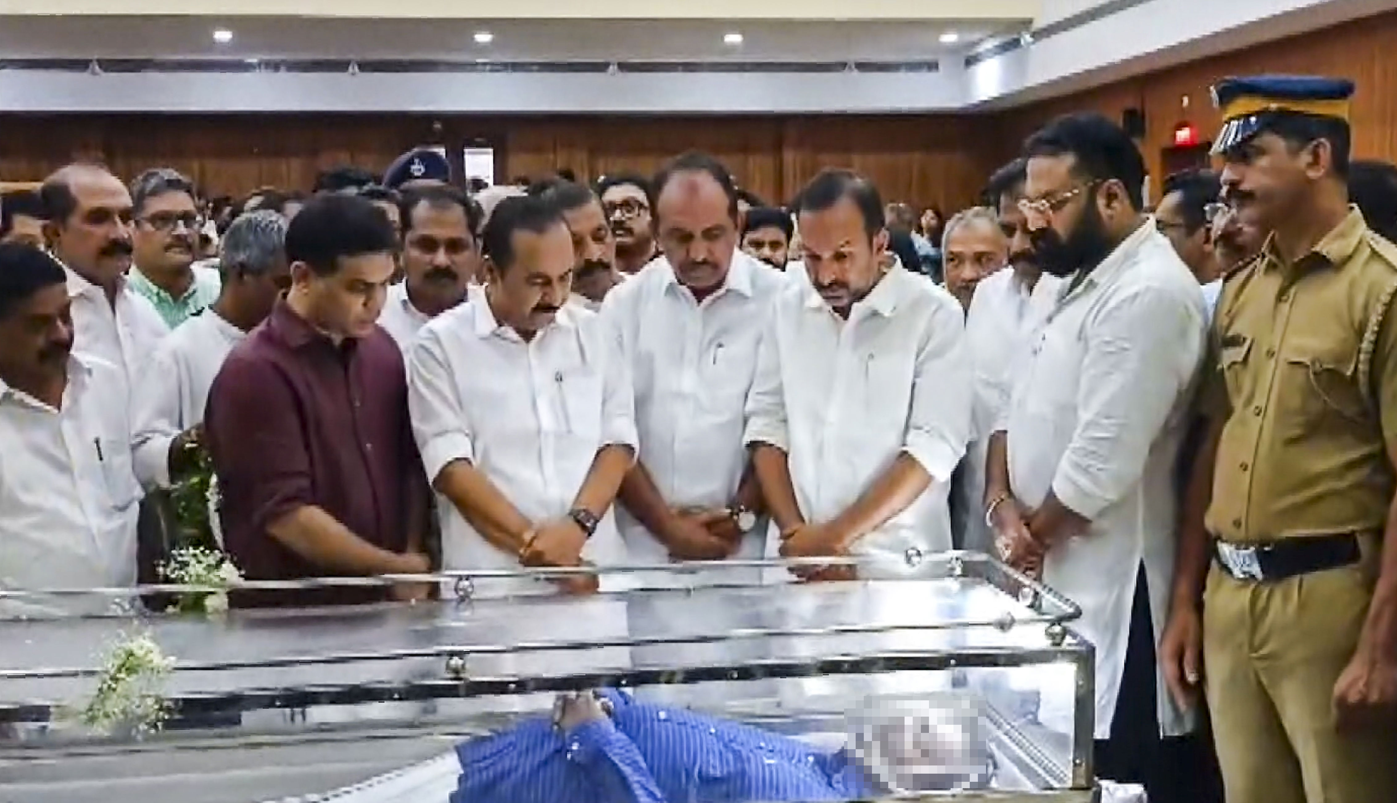 Kerala bids adieu to National Award-winning actor Salim Kumar