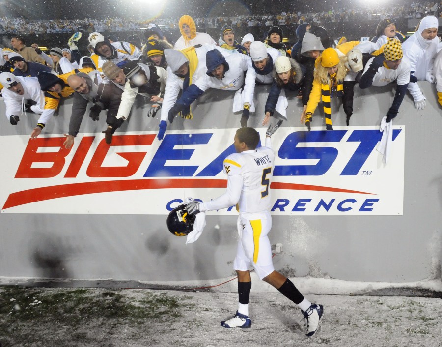WVU football to retire Pat White’s No. 5