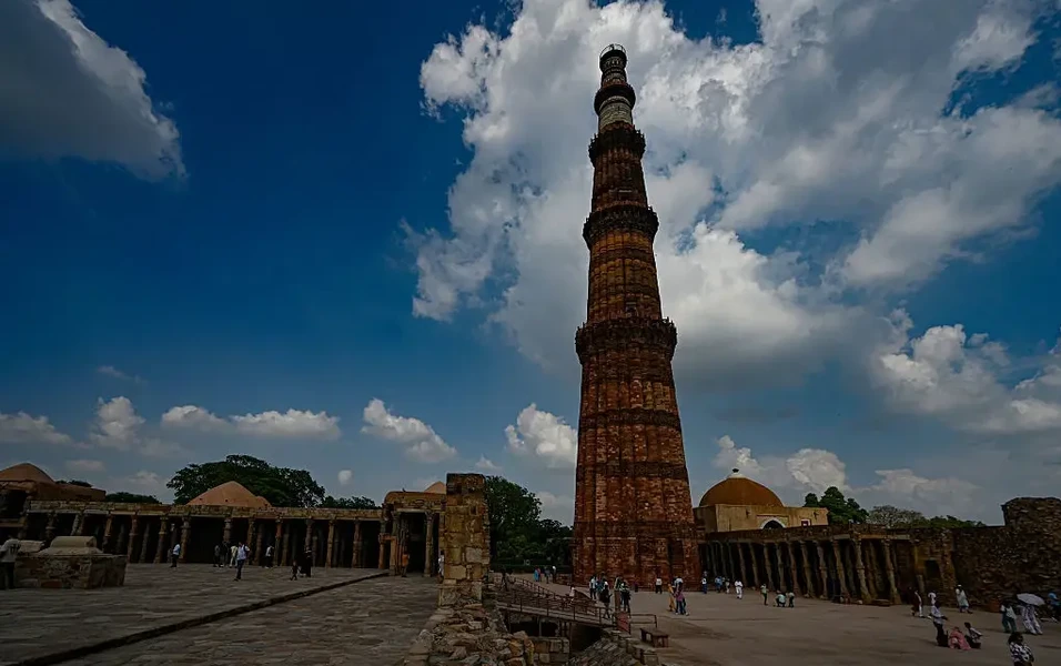 Qutub Minar light show spotlights Great Indian Bustard revival