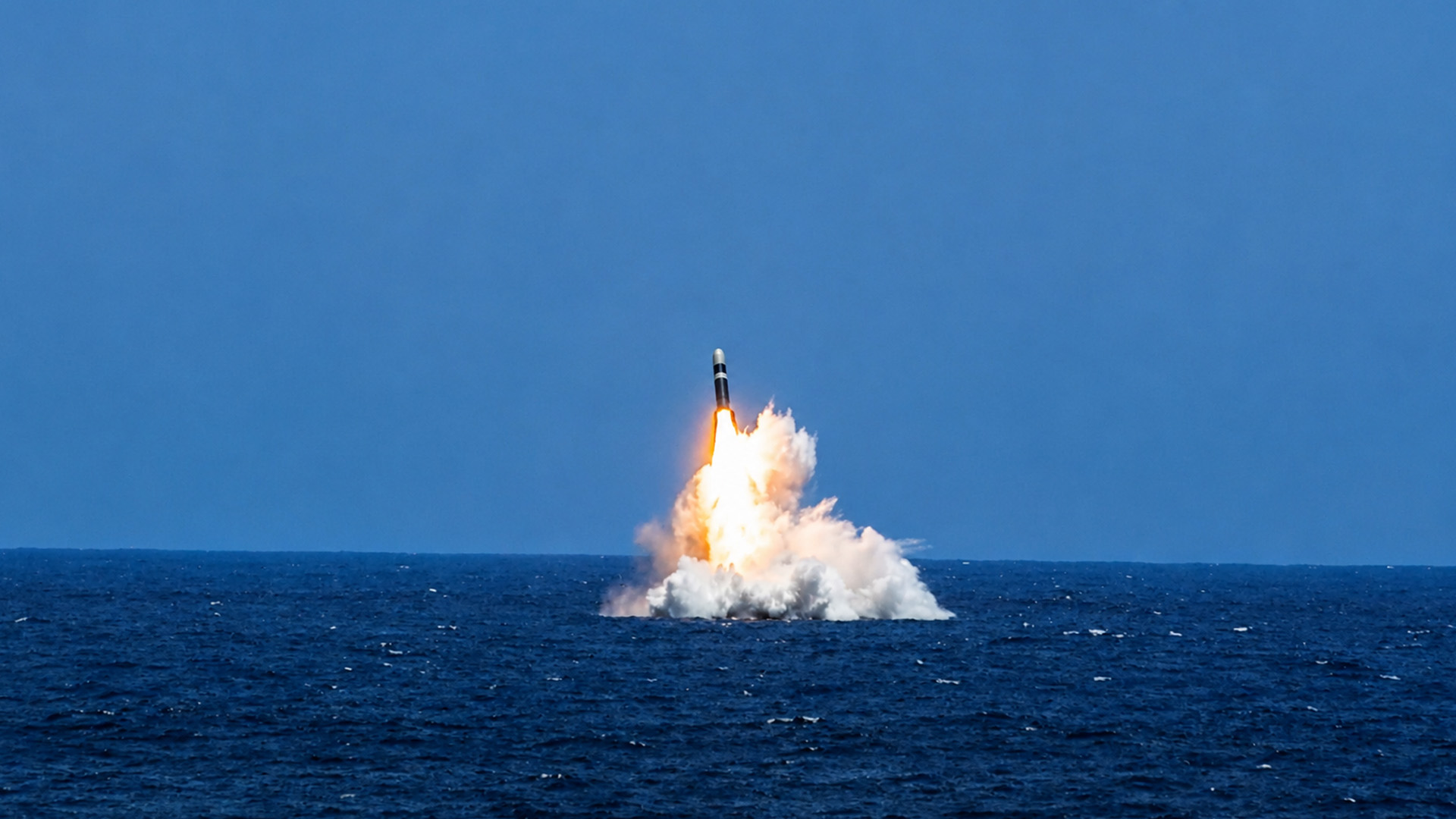 USS Rhode Island launches Trident II D5 missile