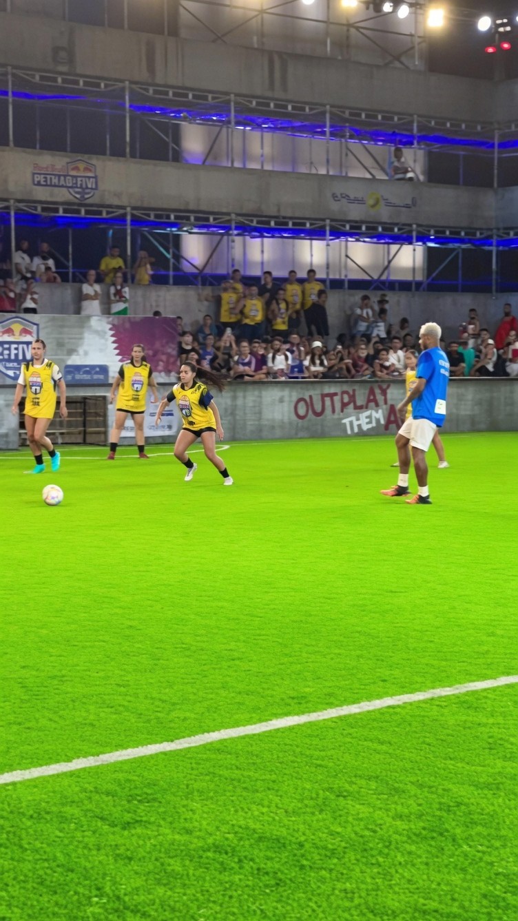 Neymar Jr. delivers another memorable performance