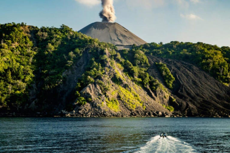 India has an active volcano in the middle of the ocean, and most people ...